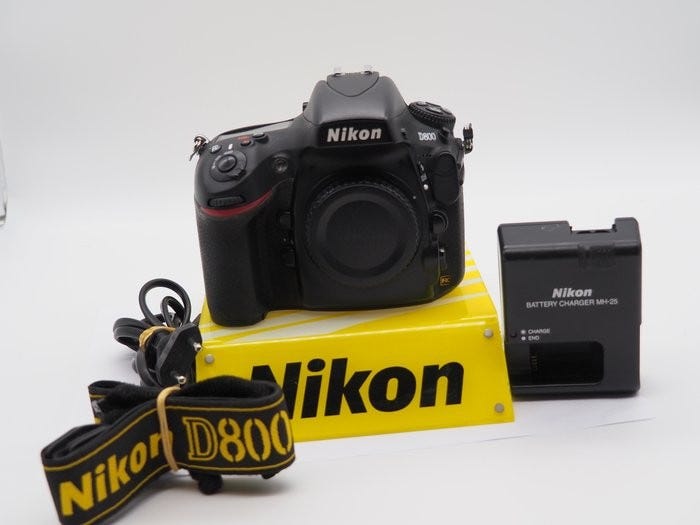 Nikon D800 camera body (inclusief accessoires) Digitalt kamera | FINN ...
