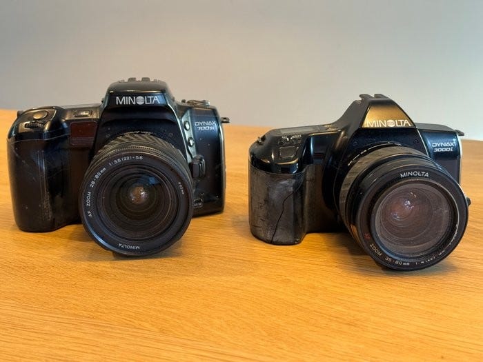 Minolta Dynax 700SI, AF zoom 28-80 1:3.5-5.6, Dynax 3000I, AF zoom 35 ...