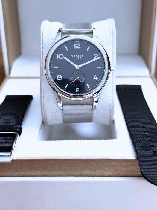 Nomos - Club Automatic Date 41.5 Atlantic Ref. 776 - 776 - Herre - 2020 ...