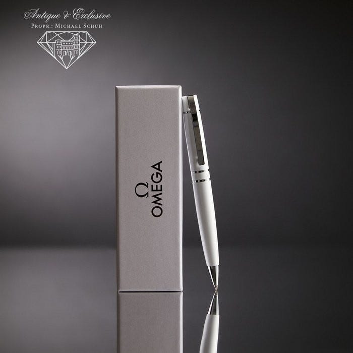 Omega Chromed Speedmaster Dark Side of the Moon Edition 2024 ...