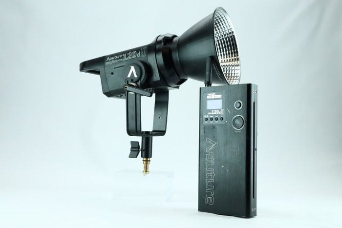 Aputure 120D II COB Studio lys | FINN-torget
