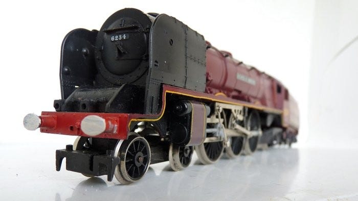 Hornby 00 - R305 - Damplokomotiv med tilhengervogn (1) - Nummer 6234 og ...