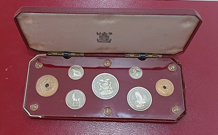 Rhodesia, Rhodesia og Nyasaland, Sør-Afrika, Zimbabwe. 7 coin proof set ...