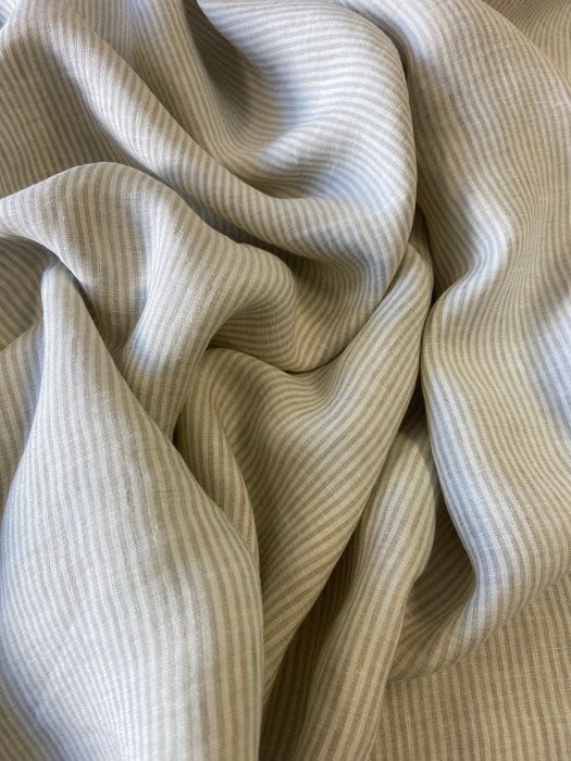 Eksklusiv ReAl tekstil! Prestisjet stoff i ren lin med tusen striper i ...