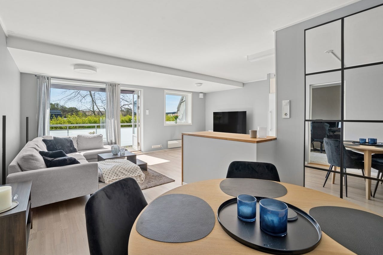 Flott og romslig 2-roms leilighet med en meget fin og sentral beliggenhet | Utsikt mot Glomma ...