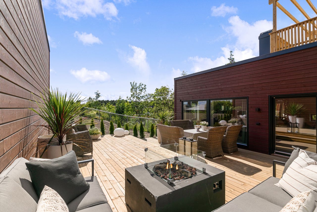 HAMAR - Ny og lekker enebolig med sentral beliggenhet i Hamar. Herlige ...