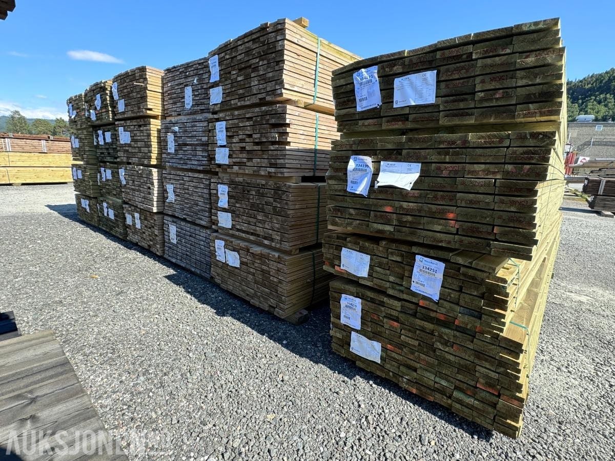 Terrassebord med riller - CU impregnert - Furu 28x145 - 1 pakke ...