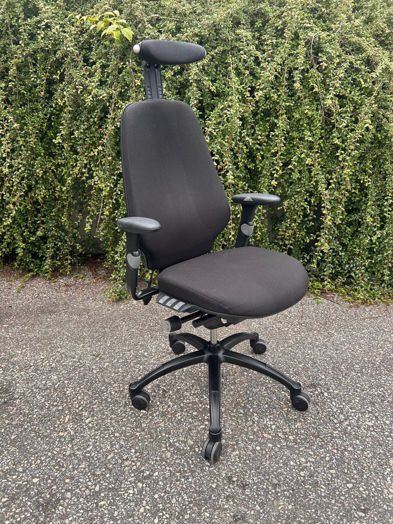 RH Logic 400 kontorstol Gratis Frakt! | FINN-torget
