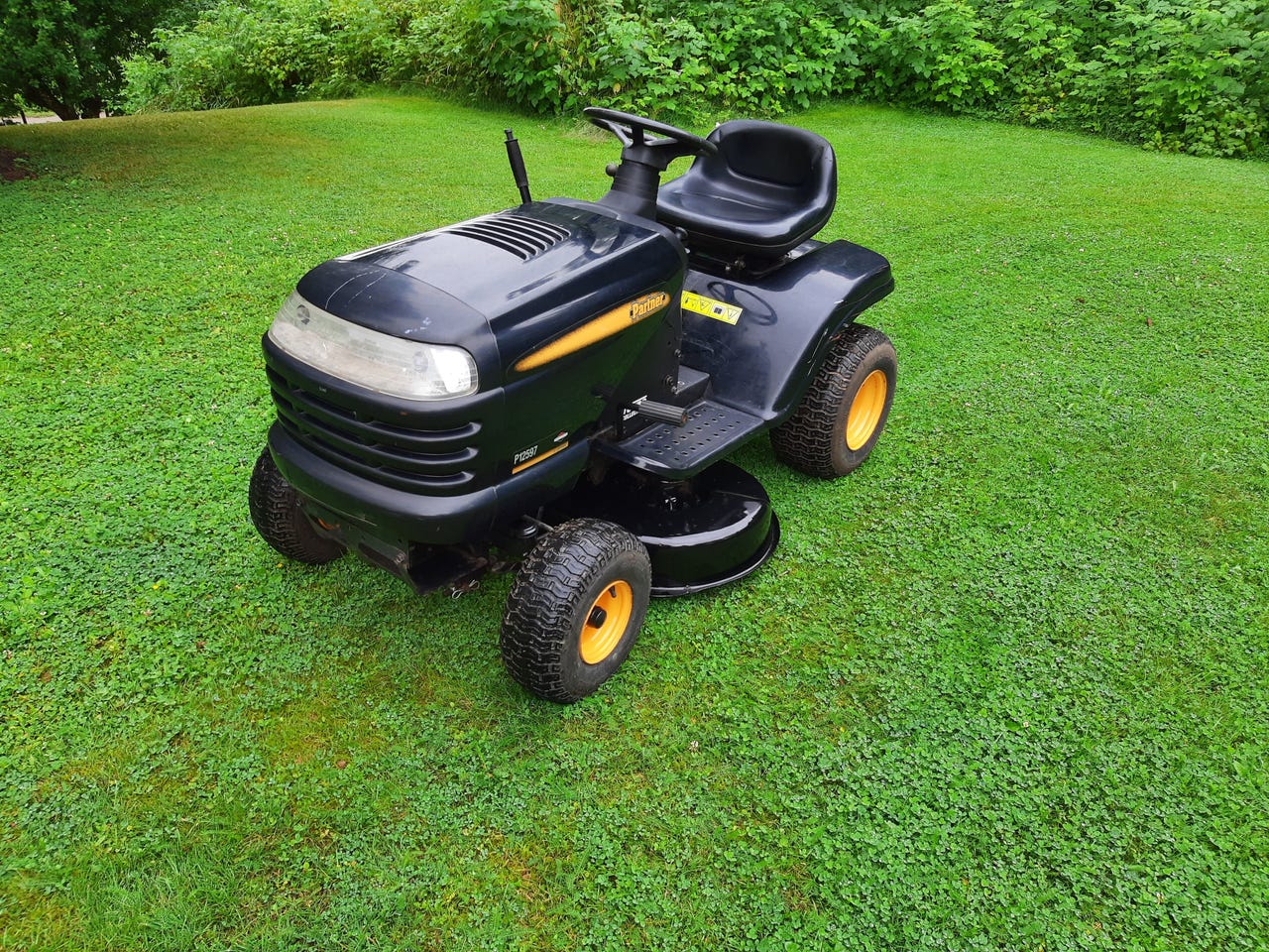 Brukt gressklipper Partner | FINN-torget