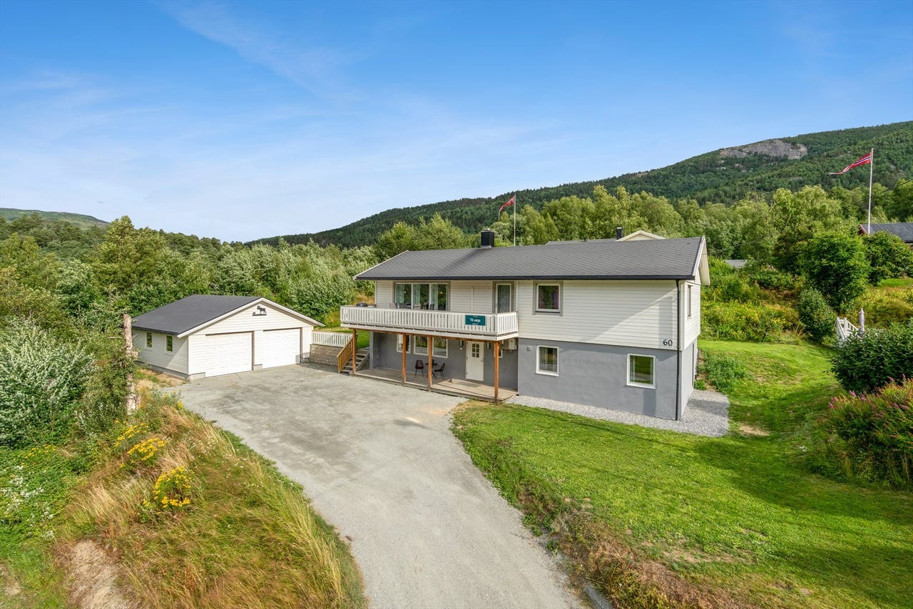 Stor og innholdsrik enebolig med mulighet for godkjent utleiedel | Fin ...