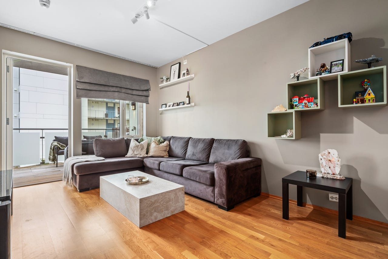 Trivelig 2 -roms selveierleilighet fra 2019 - Sørvendt balkong - Lave ...