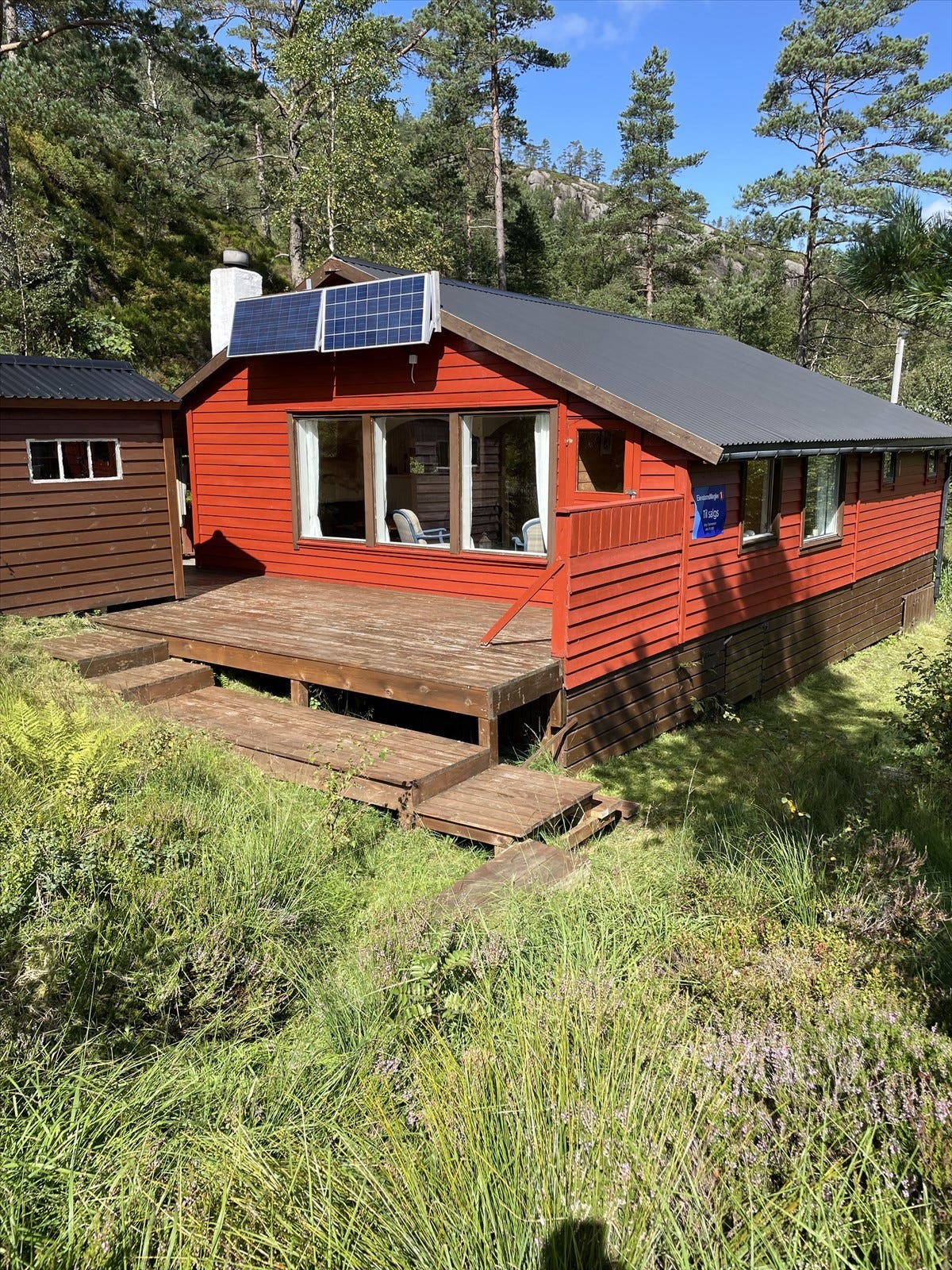Koselig fritidsbolig m/nærhet til flotte skiløyper og badeplass // Solcelleanlegg ...