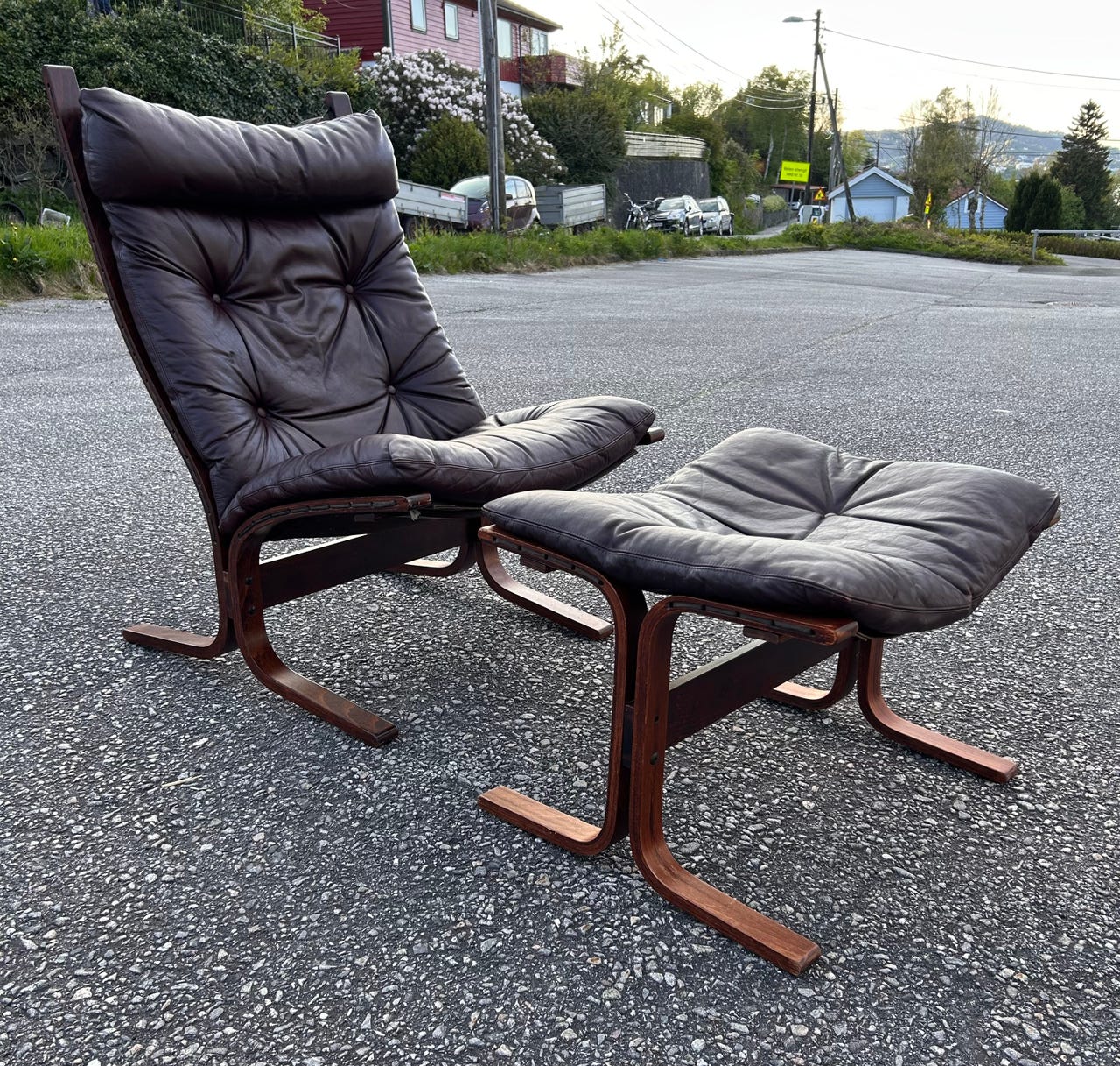 Høy 'Siesta' av Ingmar Relling med Skammel Gratis Frakt! | FINN-torget