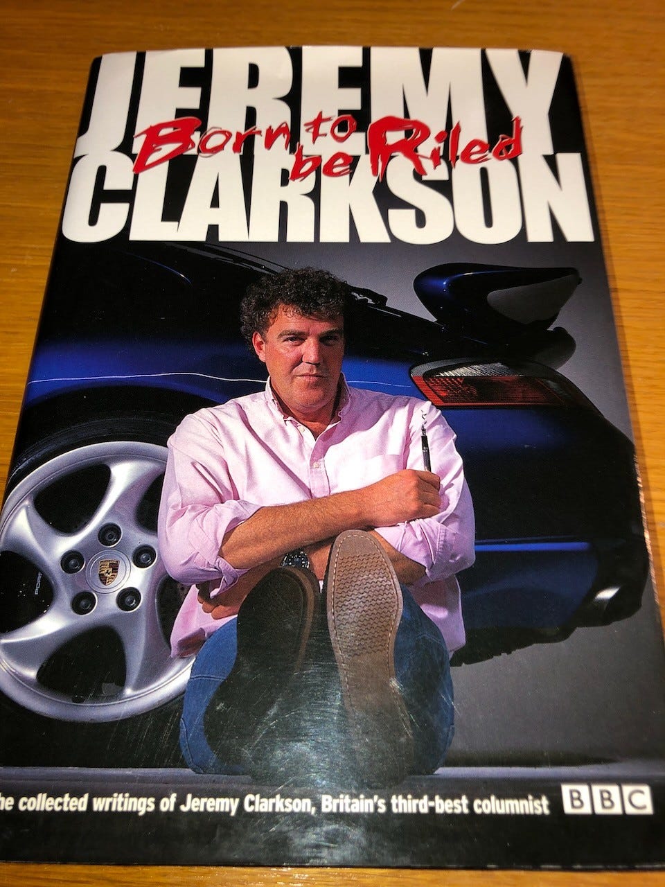 Jeremy Clarkson. Born to be Riled. Født til å bli opprørt. | FINN-torget