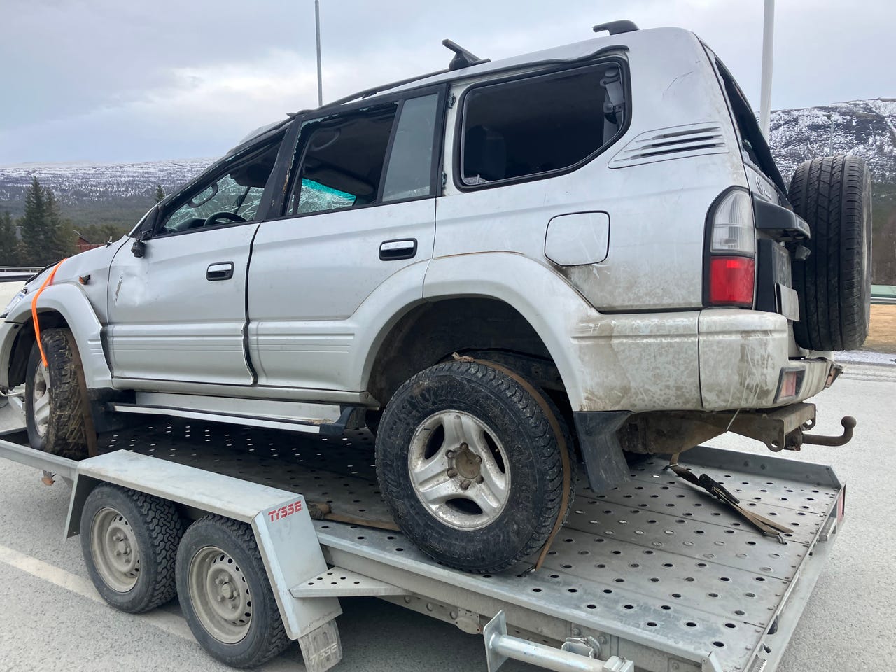 Toyota Land Cruiser selges i deler. | FINN-torget