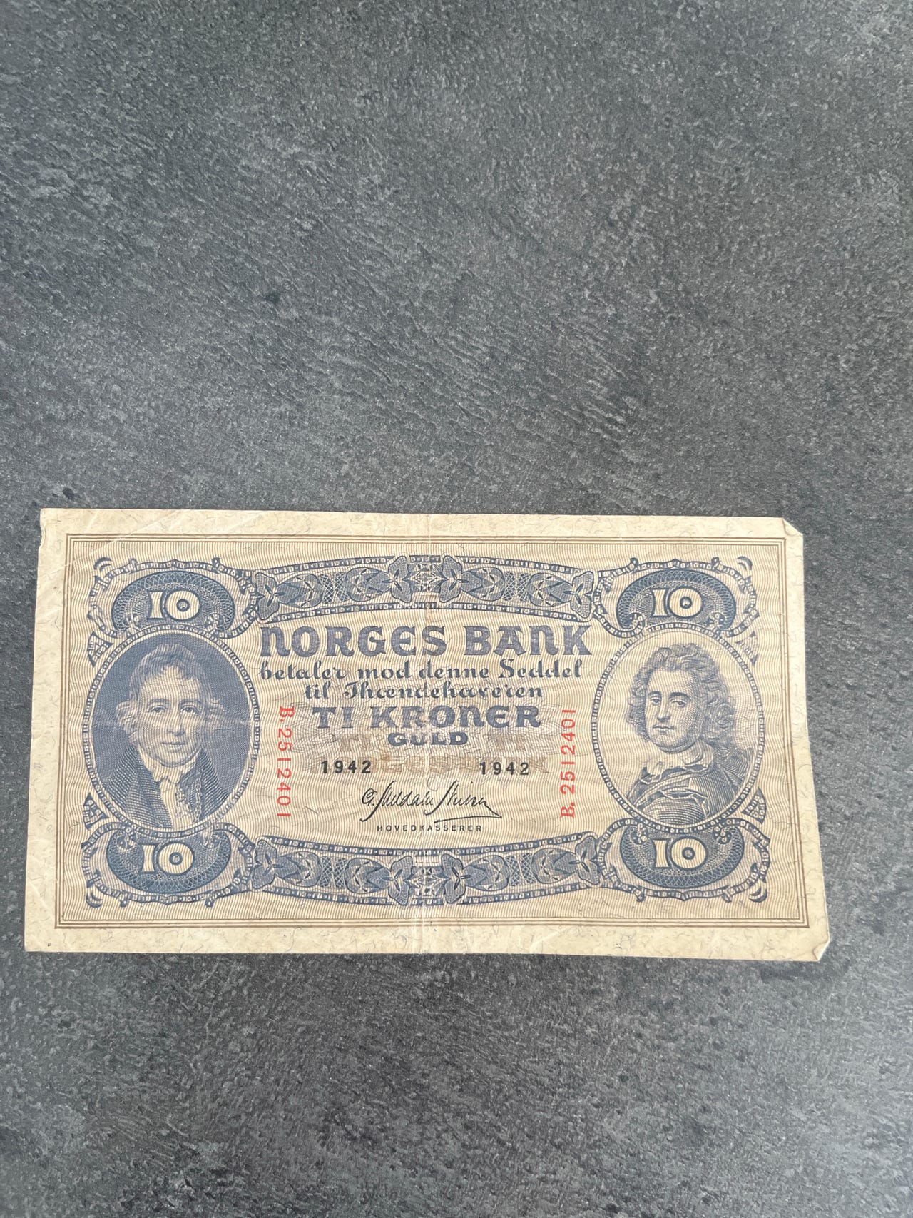 Ti kroner guld 1942 | FINN-torget