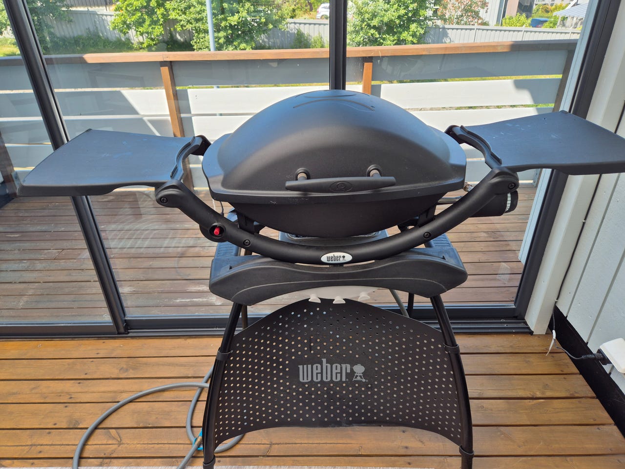 Weber Q2000 gassgrill | FINN-torget