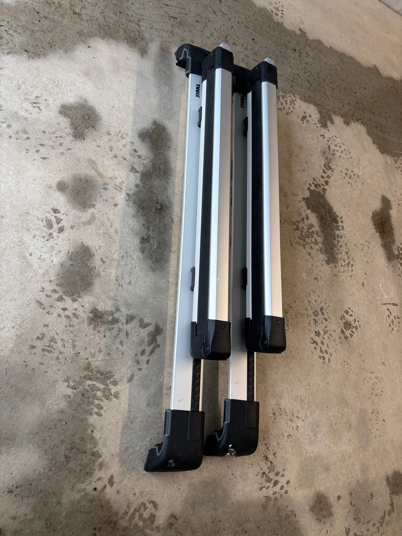 Thule WingBar Edge 9593 m/skistativ & fotsett 4023 til X5 F15 | FINN-torget