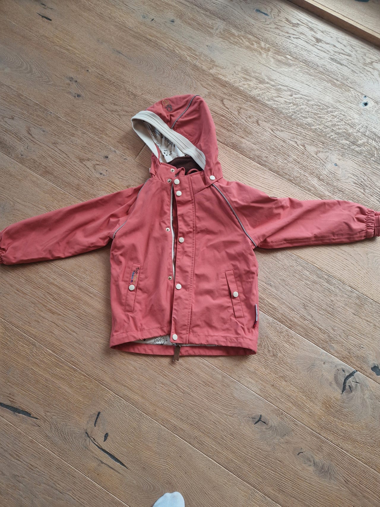 Skalljakke Tiny Trolls | FINN-torget