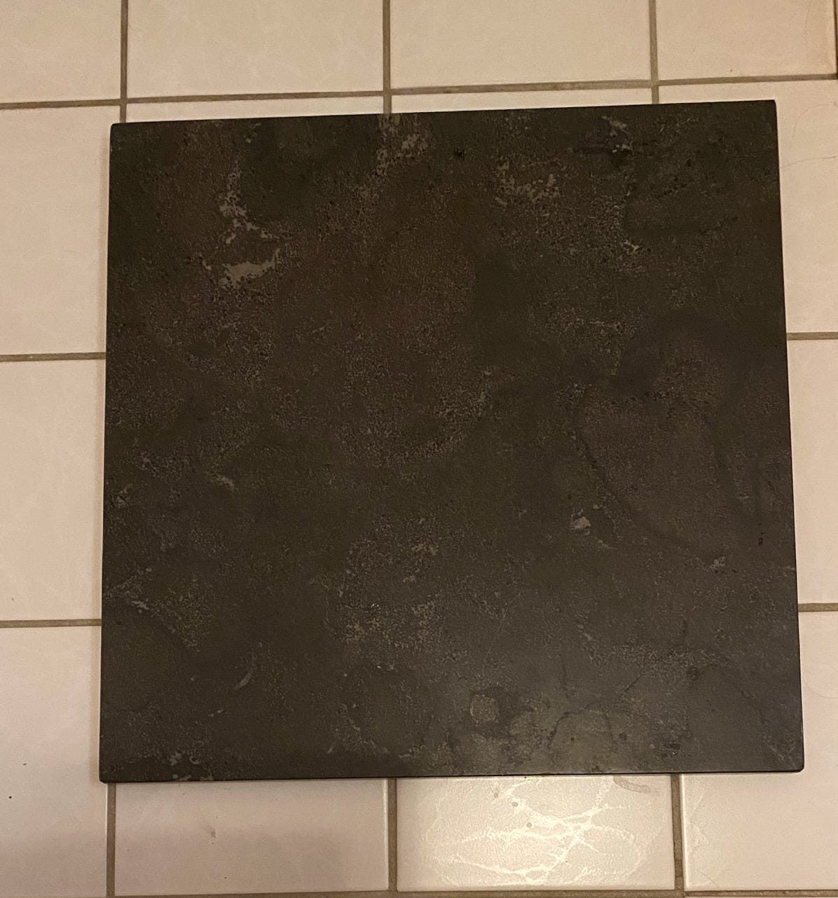 Marmor sort steinplate 49x49x2 cm til salgs . | FINN-torget
