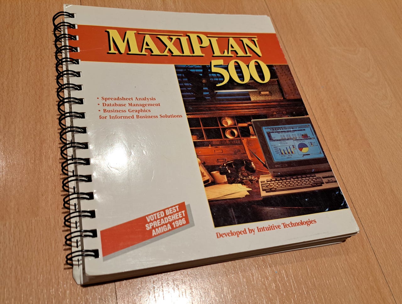 Commodore Amiga Maxiplan 500 (manual) | FINN-torget