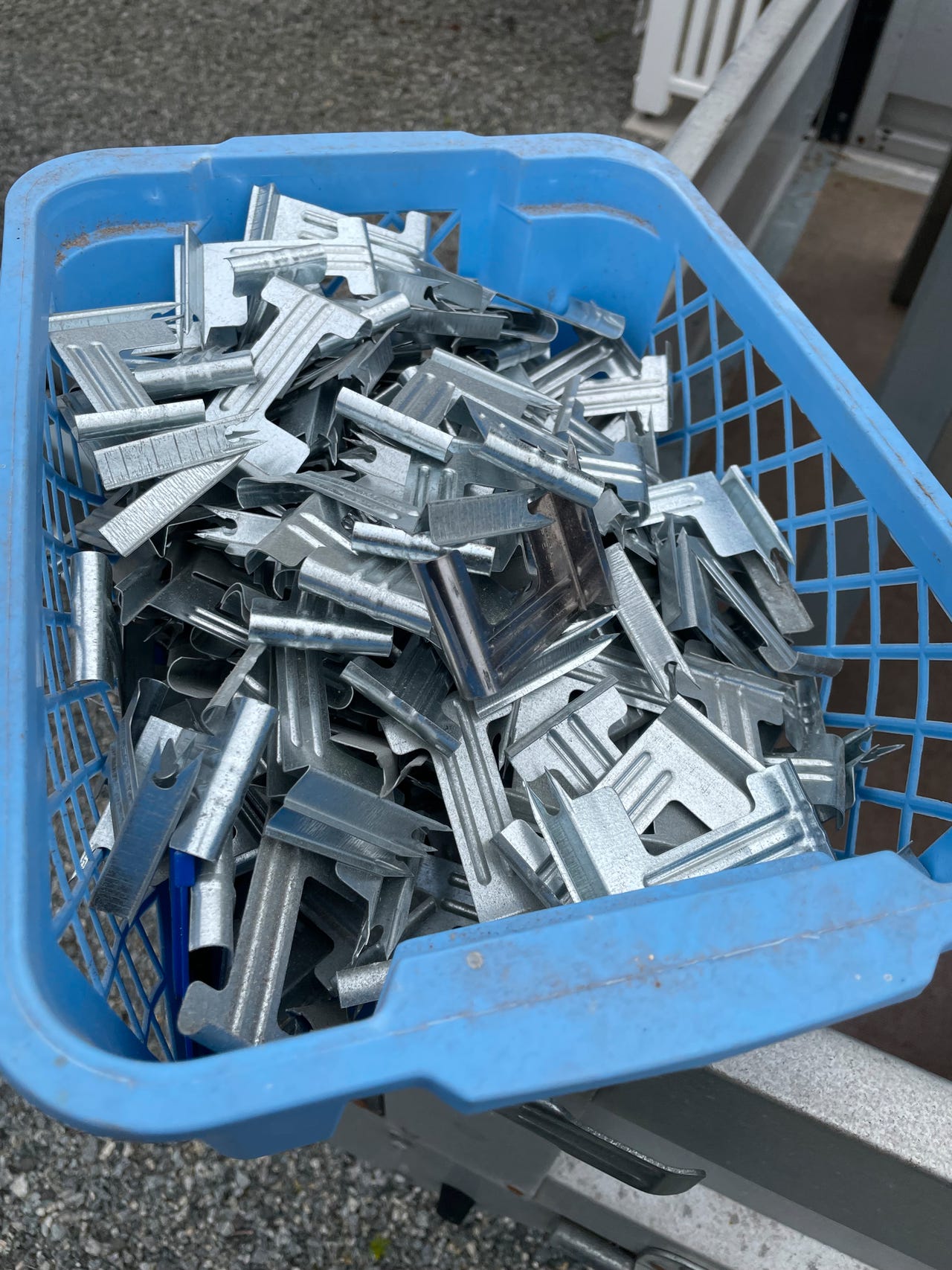 Stormklips til taksteiner 70 | FINN-torget