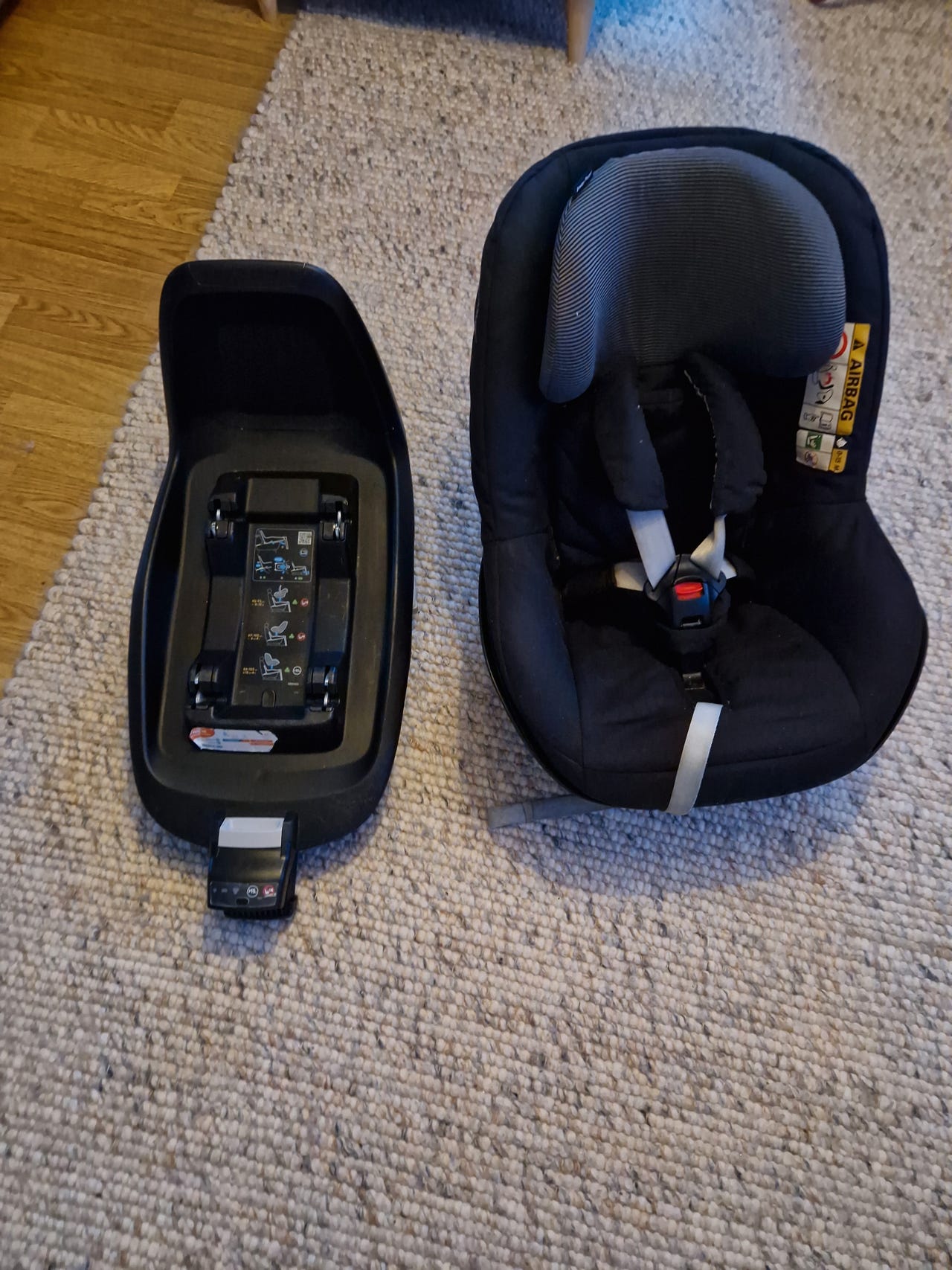 Maxi-Cosi Pearl Pro 2 i-Size Bilstol Inkl. Family Fix 3 Base, | FINN-torget