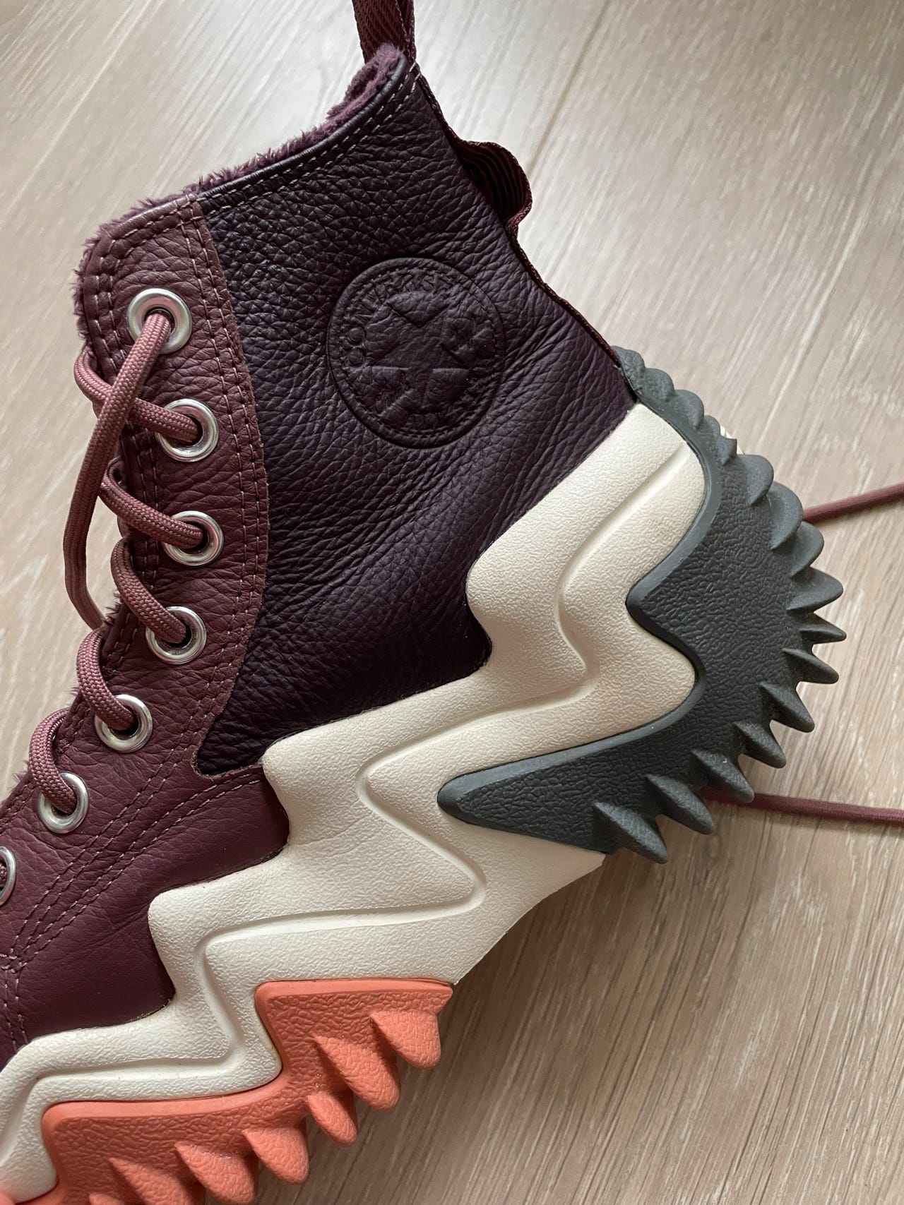 Converse vintersko | FINN-torget