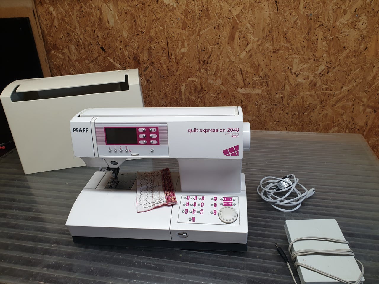 Pfaff 2048 symaskin | FINN-torget