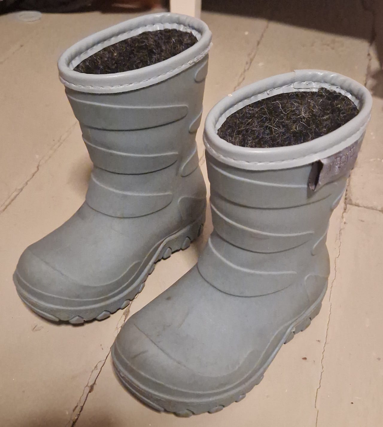 Vinterstøvler pyttpytt med for type cherrox | FINN-torget