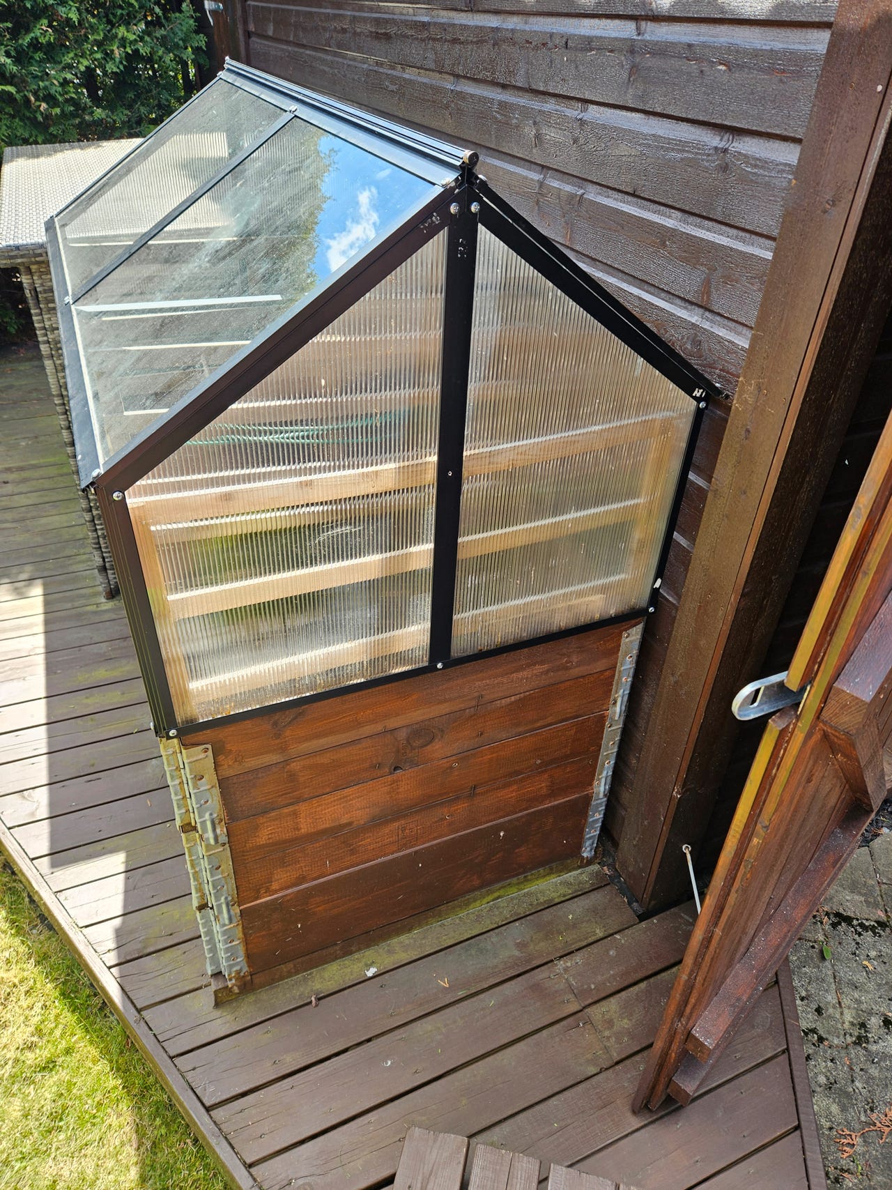 Lite Drivhus med 3 stk pallekarmer | FINN-torget