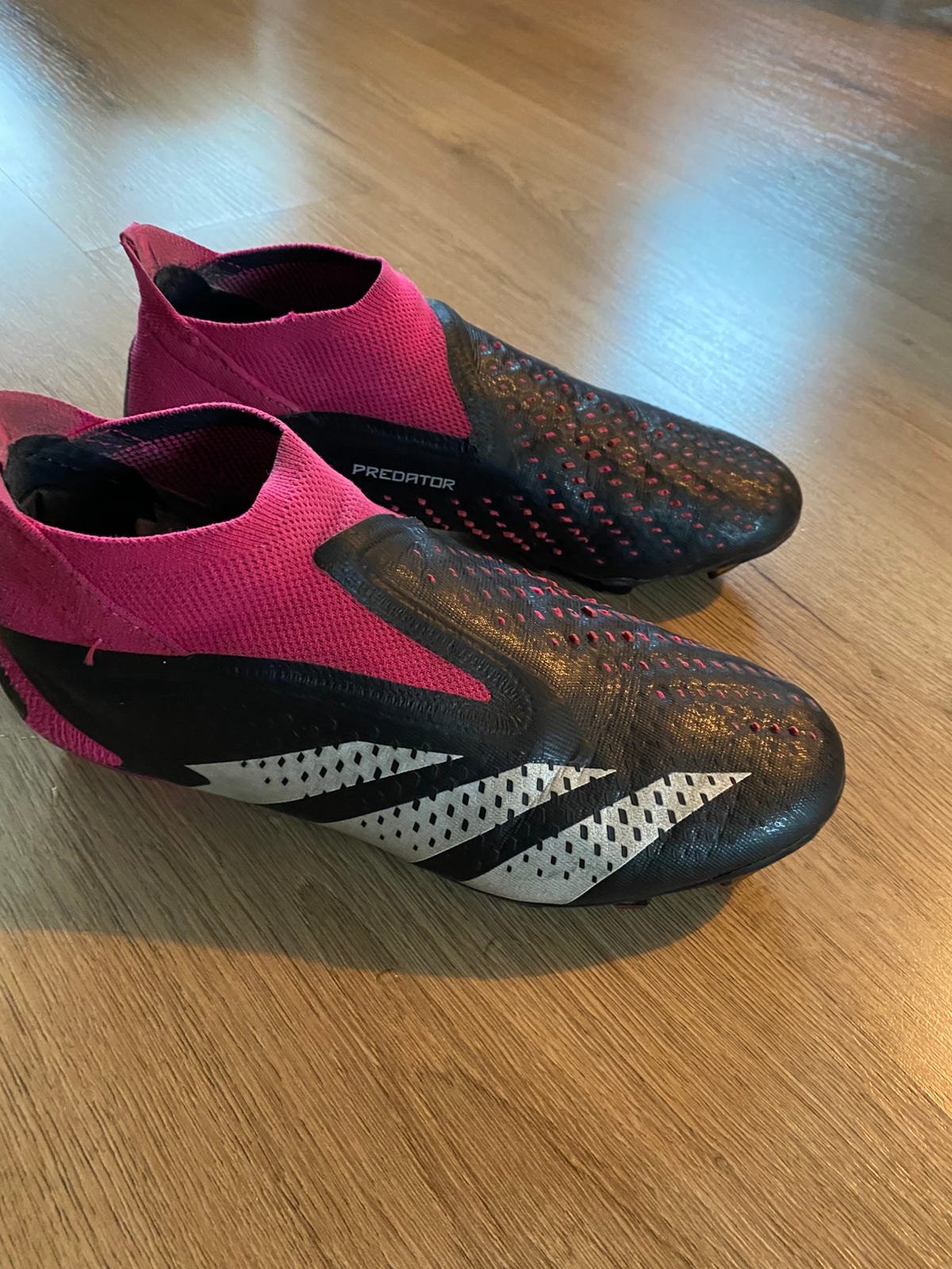 Adidas Predator 39,5 | FINN-torget
