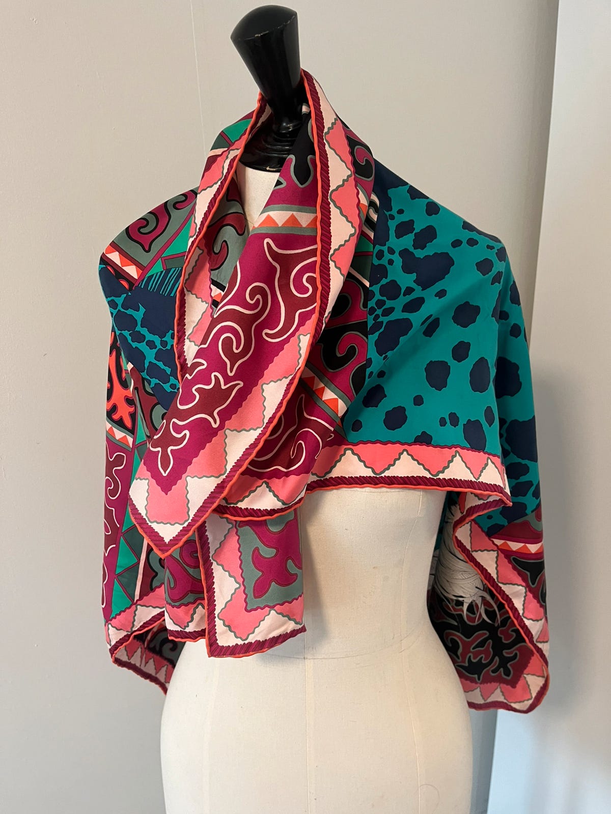 Hermes Paris, skjerf | FINN-torget