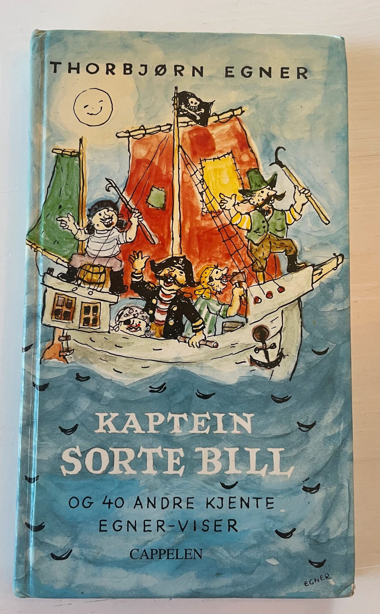 Kaptein Sorte Bill og andre kjente Egner-viser | FINN-torget