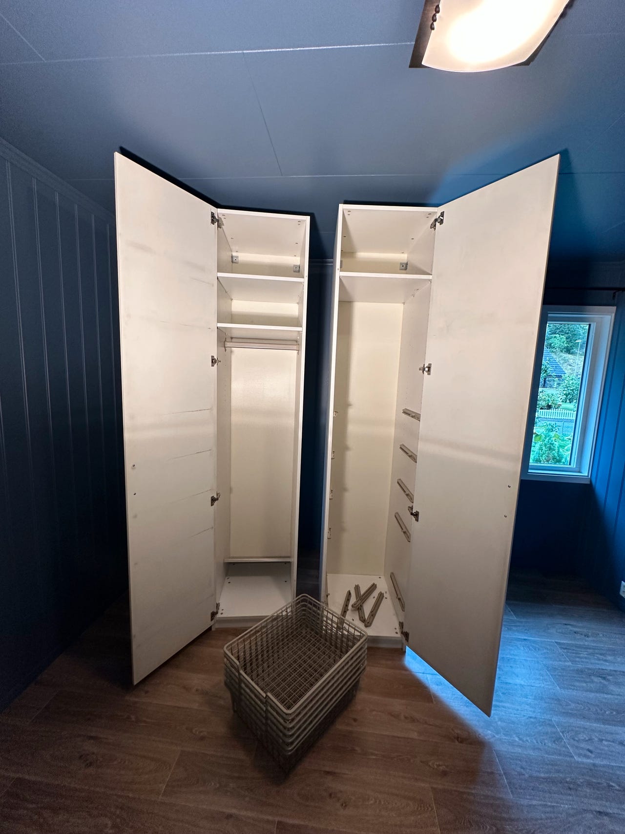 2 stk Ikea Pax 50cm med dør og tilbehør | FINN-torget