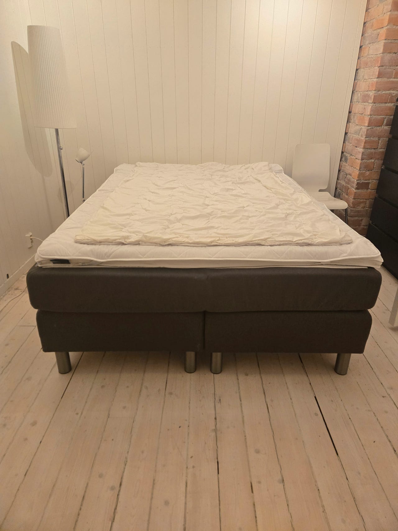 200 x 150 seng selges billig | FINN-torget