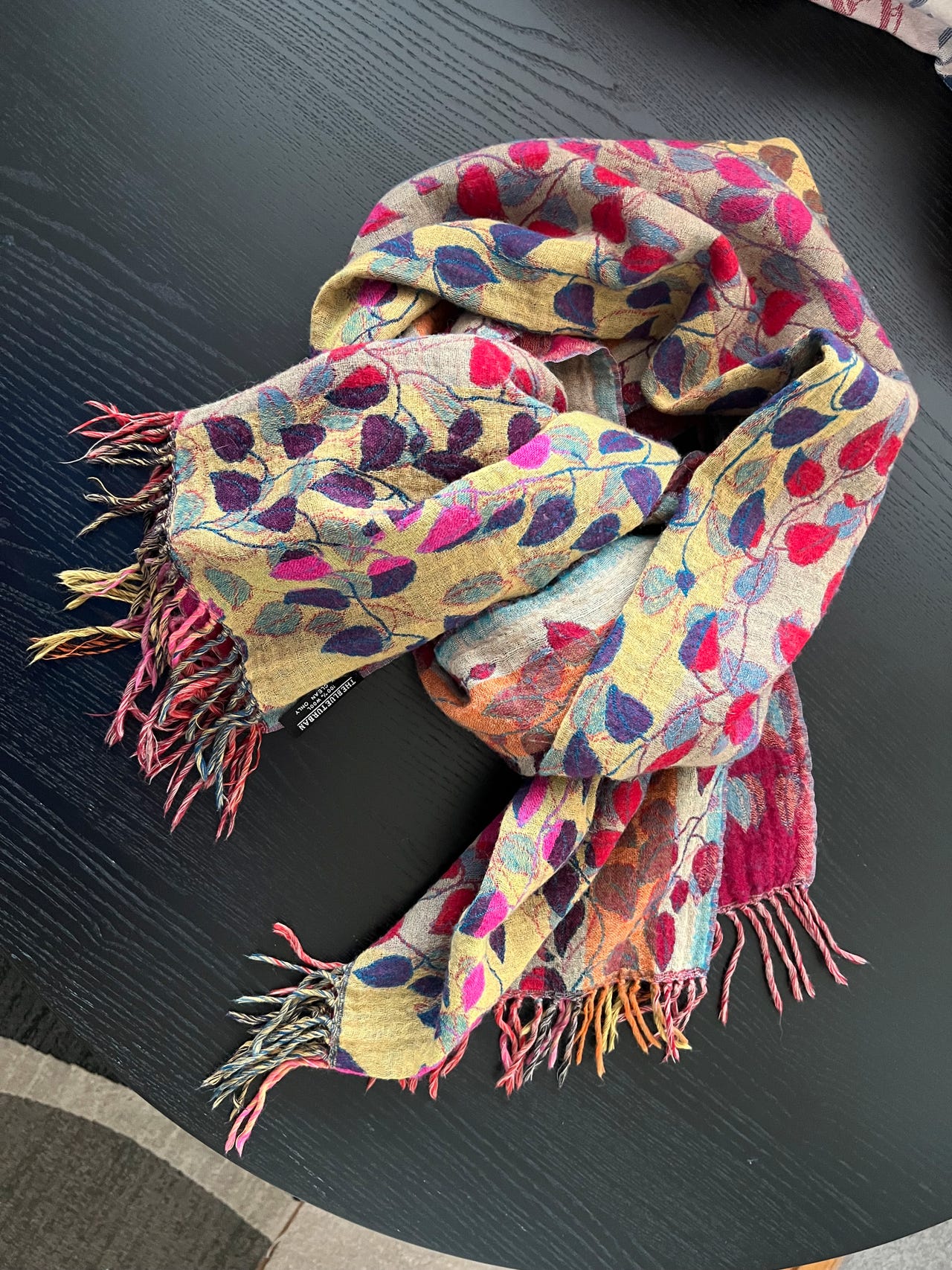 Fantastisk Ull Skjerf / Sjal/ 100% ull | FINN-torget