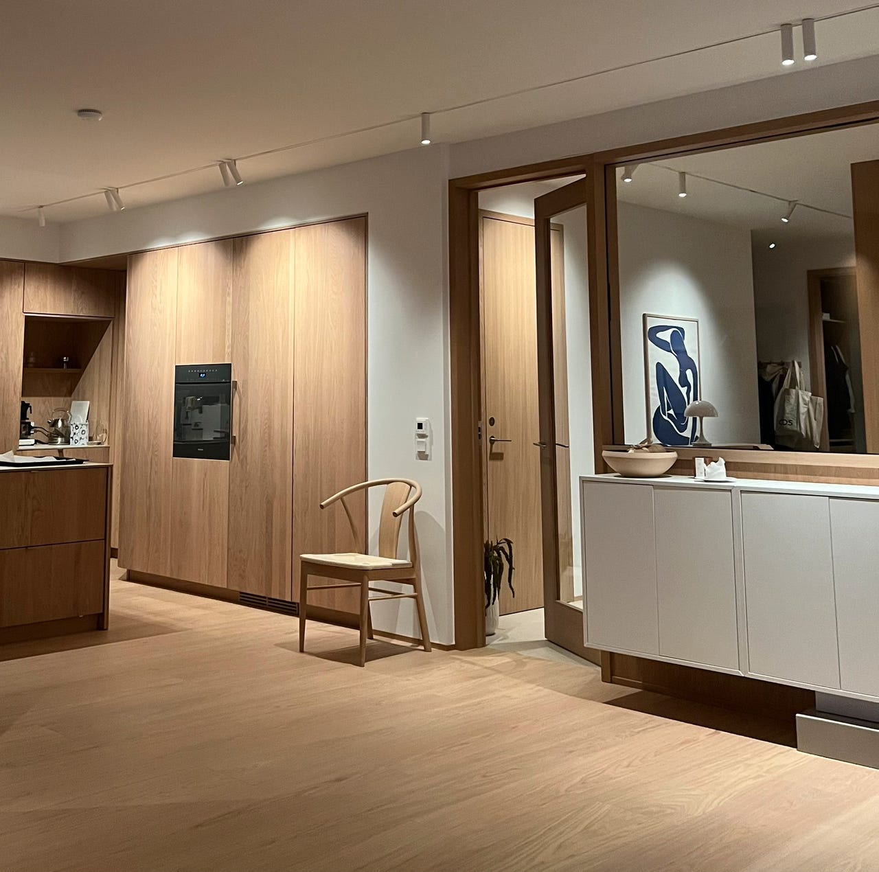 SG Zip 230V Matt Hvit Skinne 2 Meter + en kappet skinne på ca. 1 meter ...