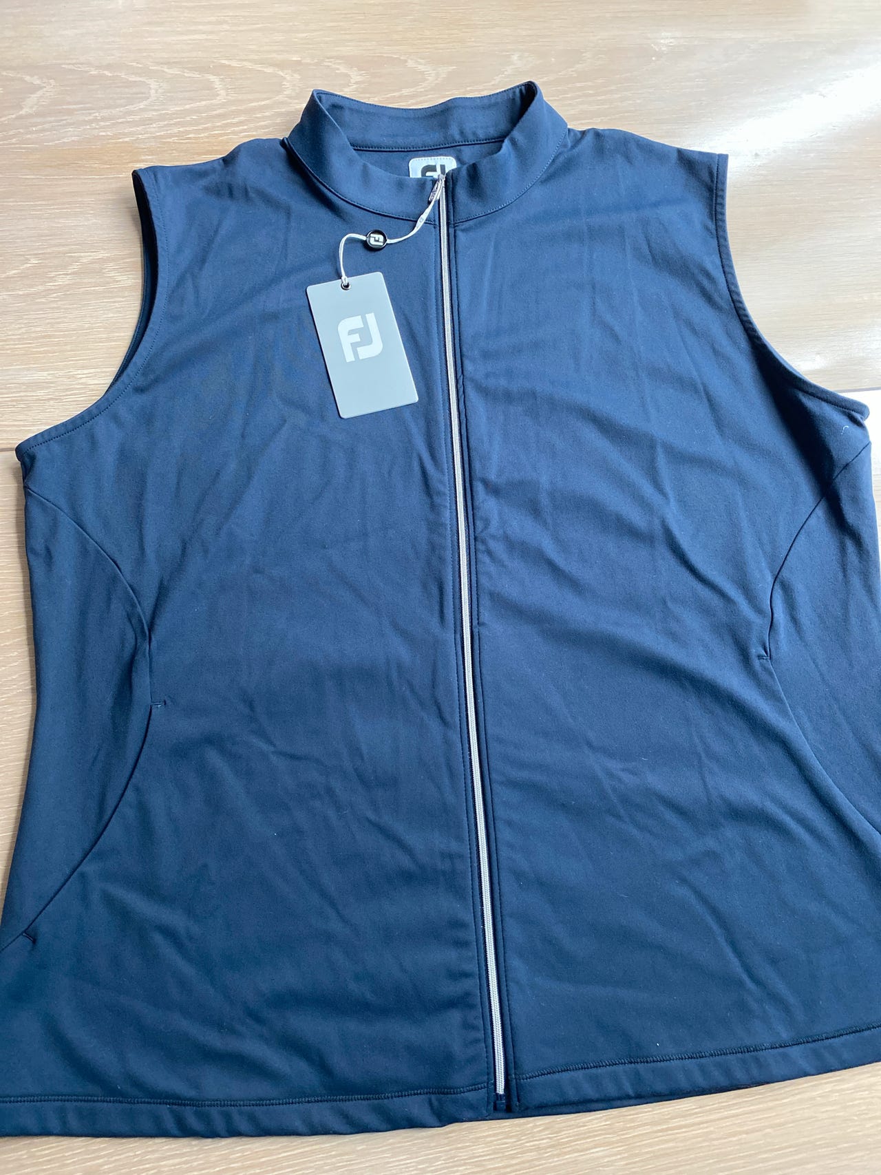 Mørk blå FJ Footjoy vest til dame. Str. XL. | FINN-torget