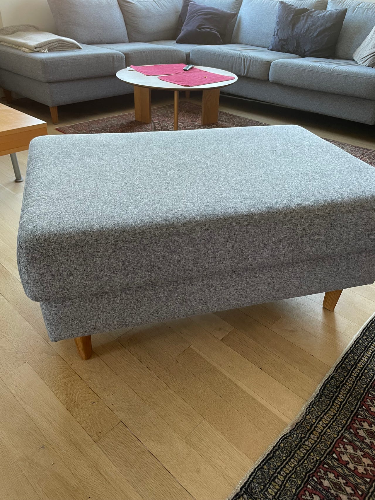 Nesten ny puff til salgs | FINN-torget
