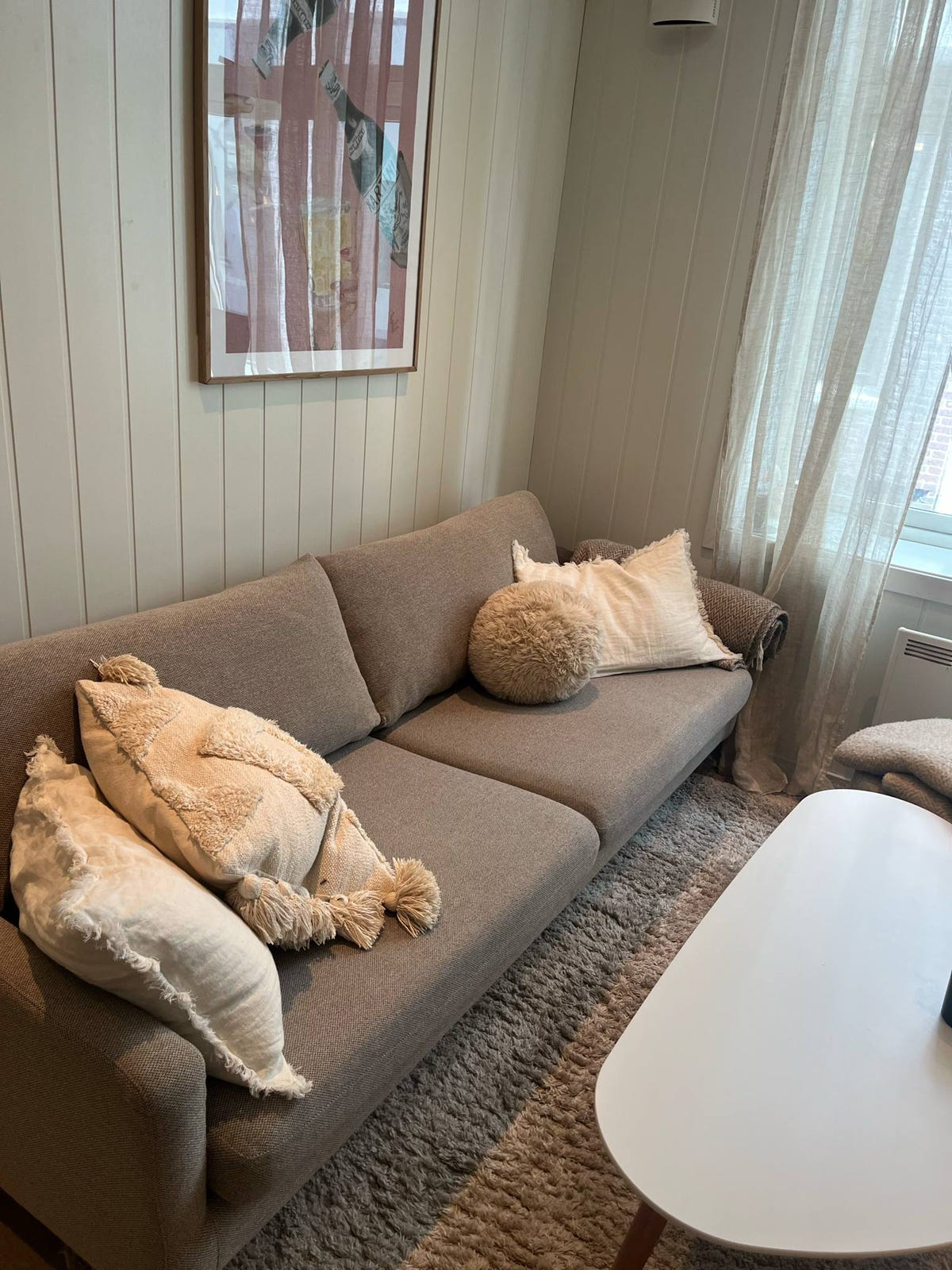 Pent brukt sofa og puff selges ️ | FINN-torget