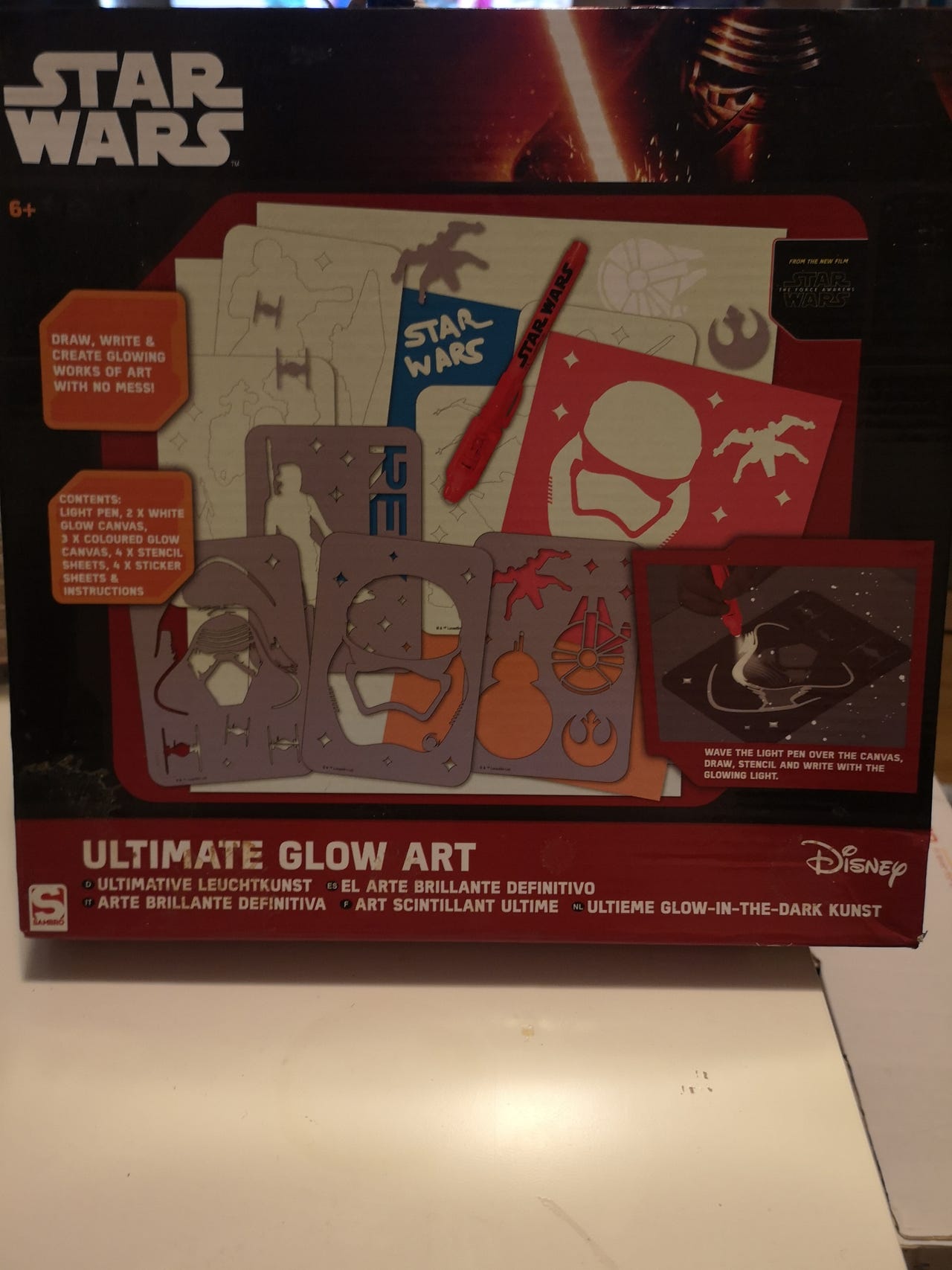 Star Wars ultimate glow art | FINN-torget