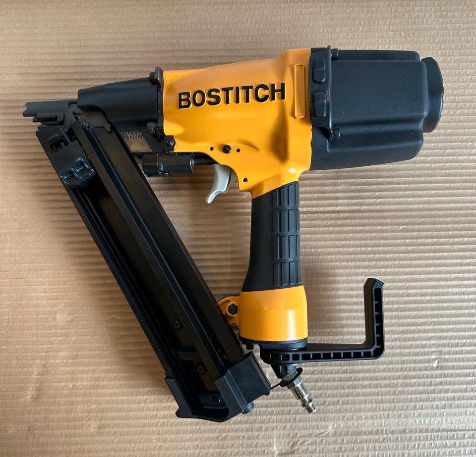 Spikerpistol MCN250-E | Metallbeslag | Presis montering | FINN-torget