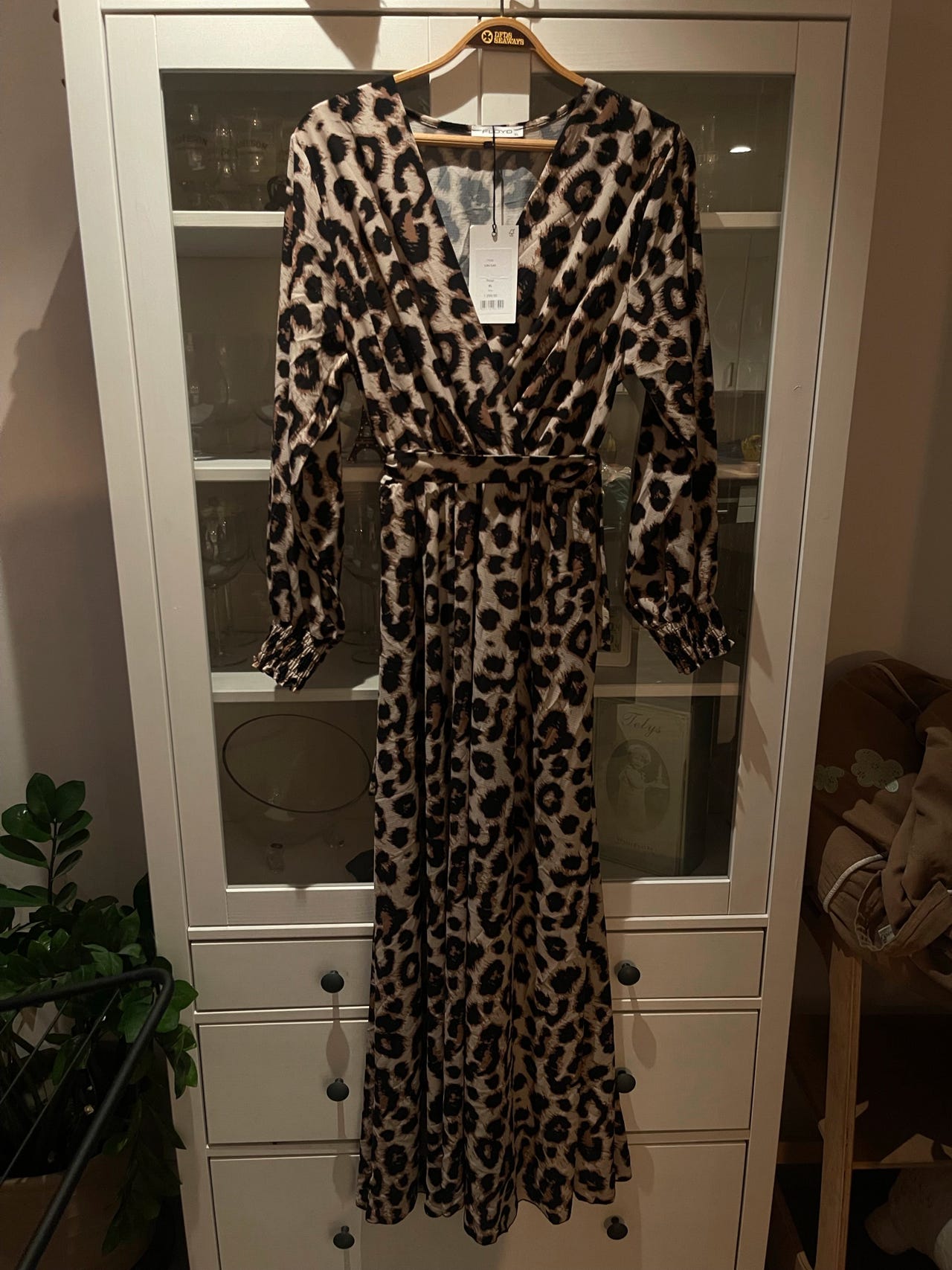 Lilu Leo kjole fra Floyd - Ny med lappen på - Utsolgt fra butikk | FINN ...