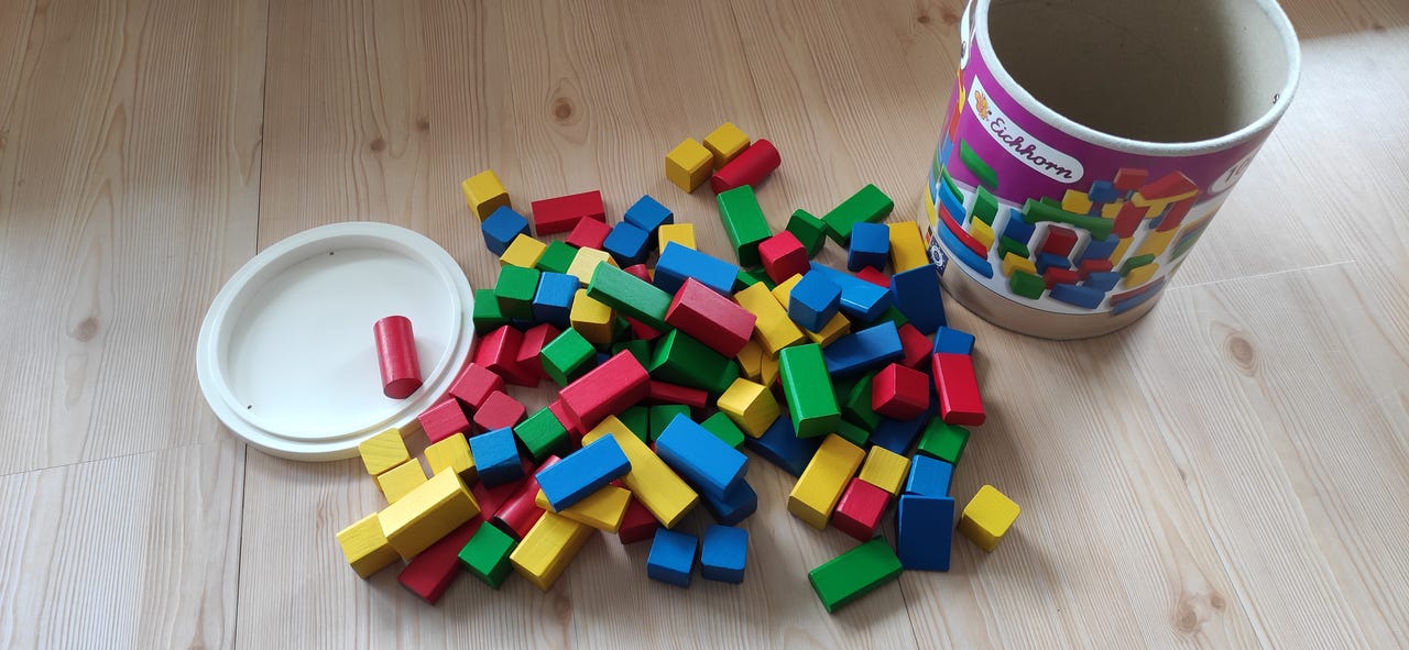 100x Fargerike Treklosser / Byggeklosser / Stableklosser | FINN-torget