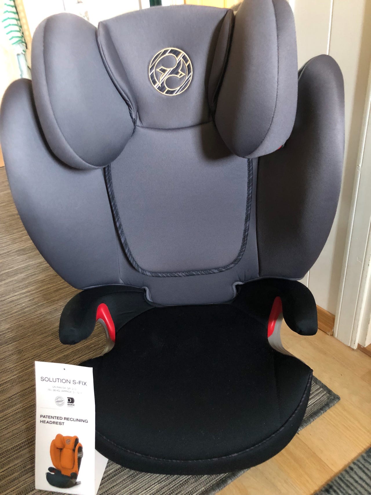 Beltestol med isofix kjøpt ny - brukt til 1 barn, kun i bestemors bil ...