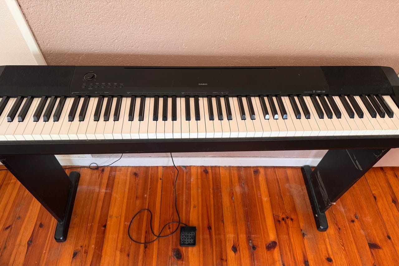 Casio CDP-120 Digitalpiano – 88 tangenter med hammermekanikk | FINN-torget