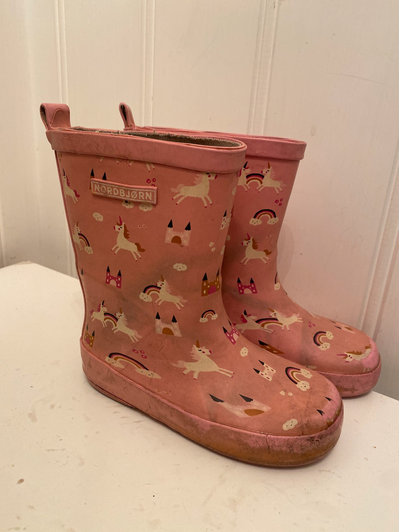 Rosa støvler med enhjørning og regnbue 🌈🦄 | FINN-torget