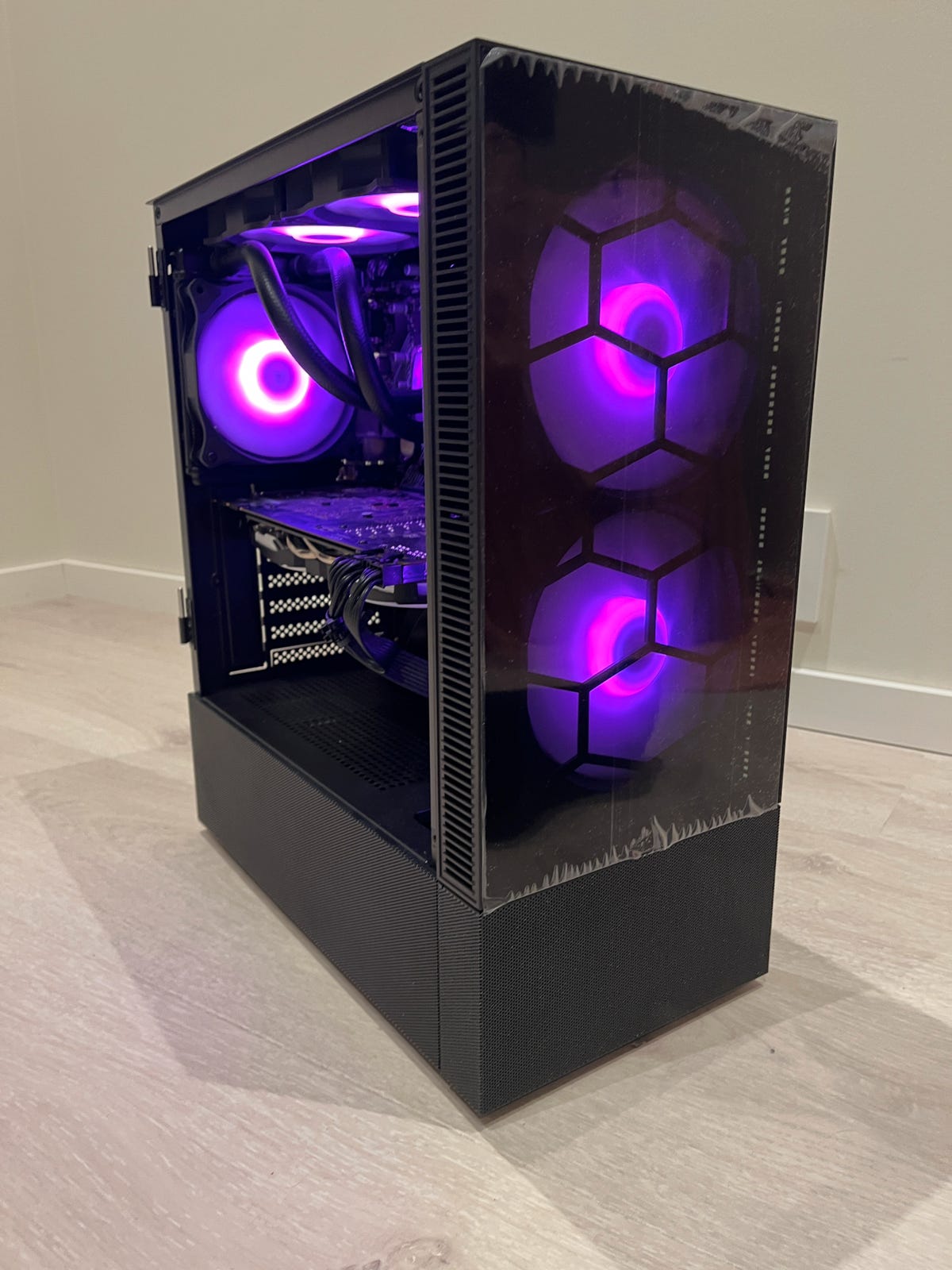 Billig gaming pc perfekt til spill som fortnite | FINN-torget