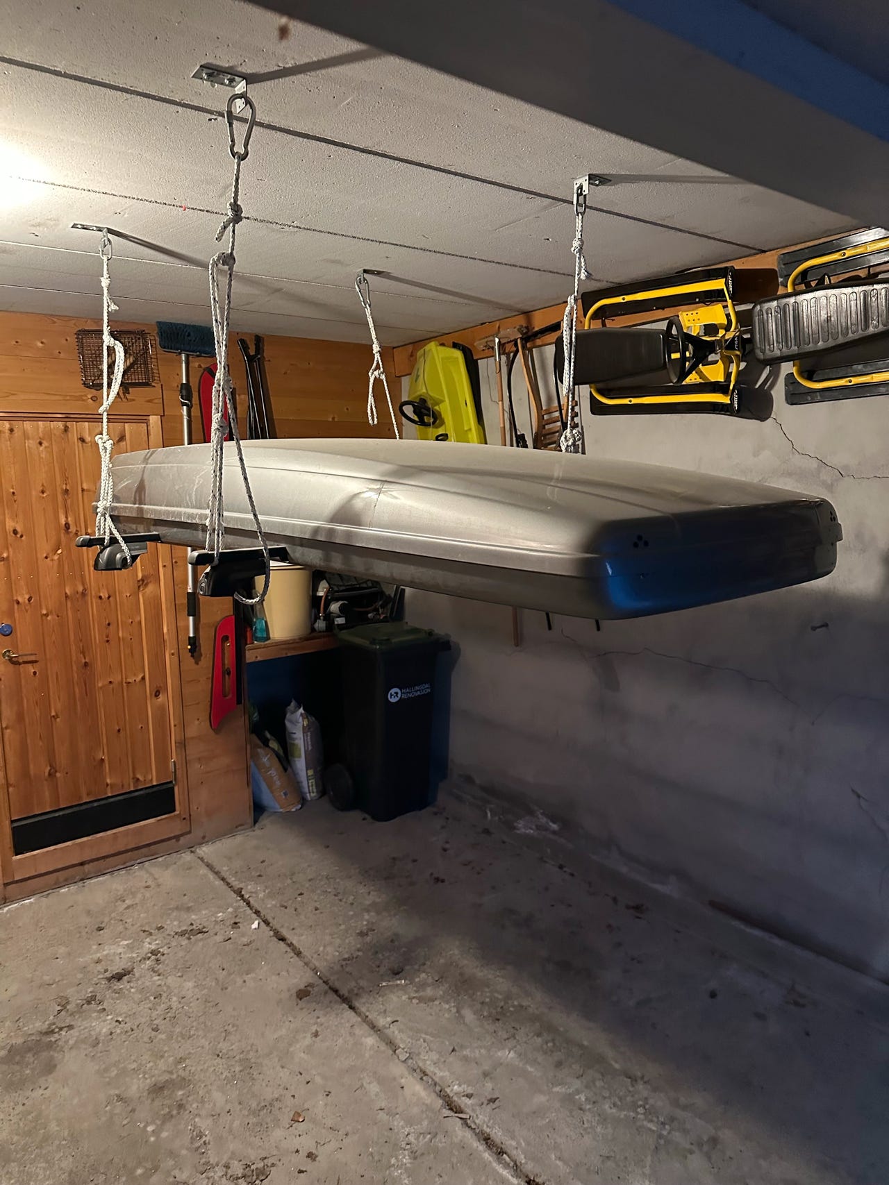 Thule 850 Takboks Sølv 230 cm | FINN-torget